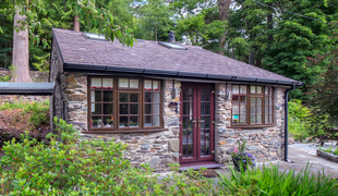 Riverside Holiday Cottages in Beddgelert Snowdonia | Aber Cottage and ...